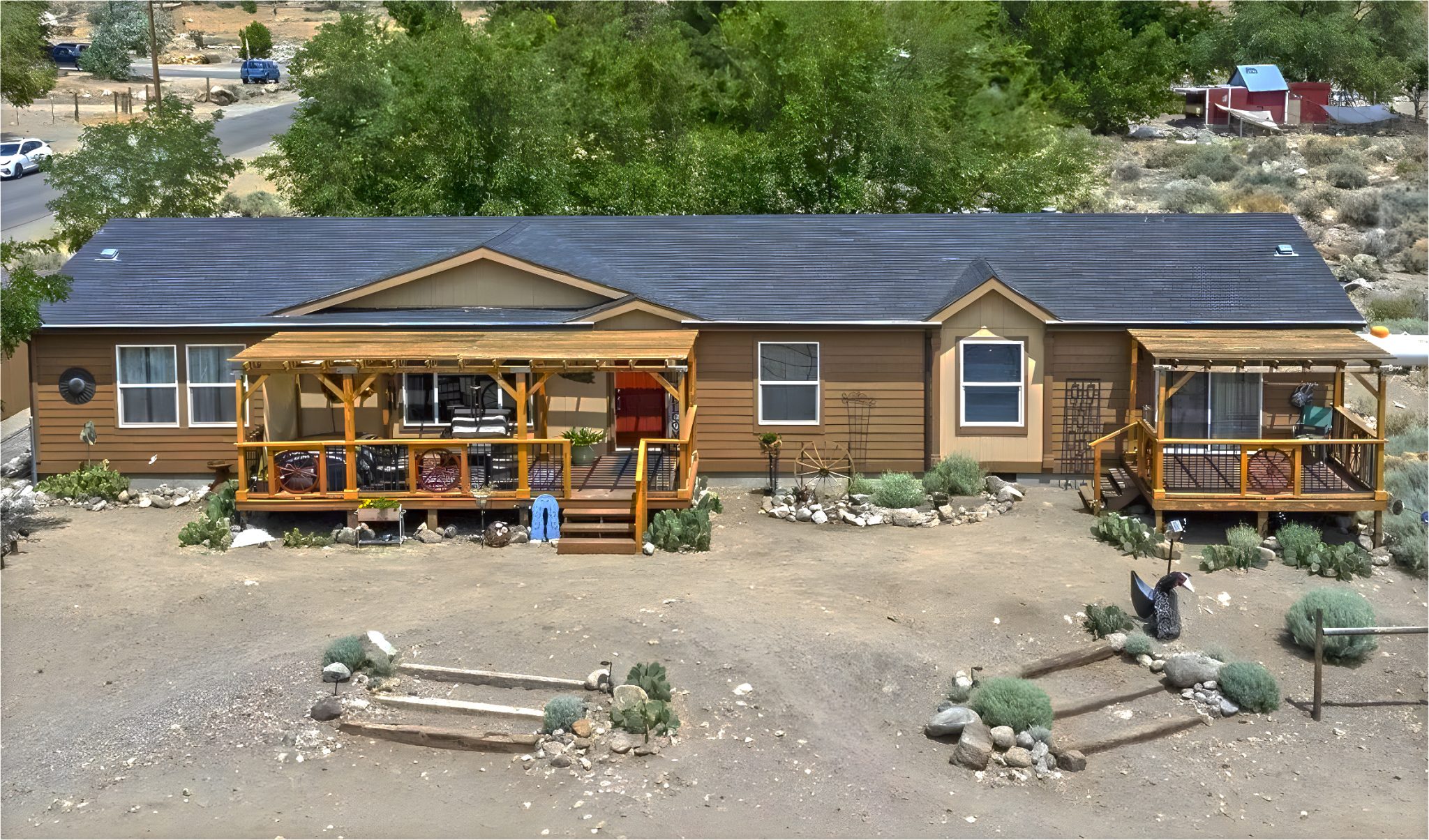 10 Mobile Home Rustic Exterior Ideas