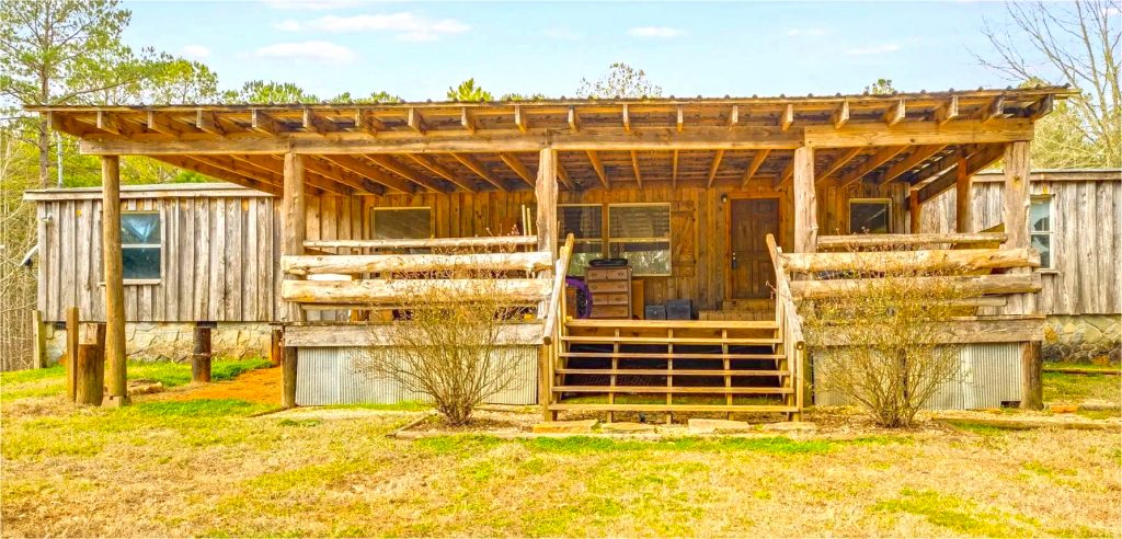 10 Mobile Home Rustic Exterior Ideas