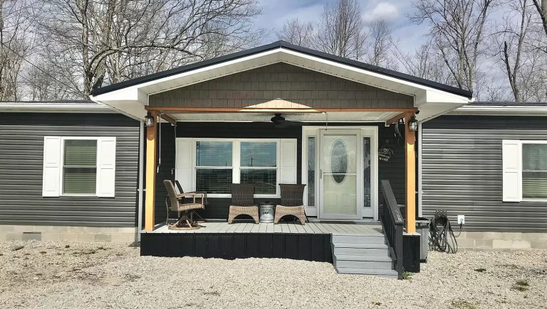 15 Farmhouse Mobile Home Exterior Ideas