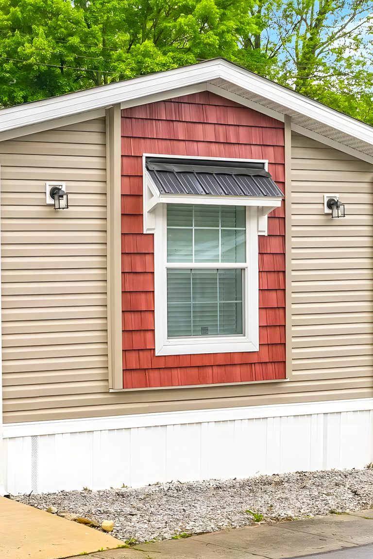 15 Farmhouse Mobile Home Exterior Ideas