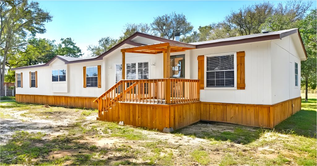 10 Mobile Home Cedar Skirting Ideas