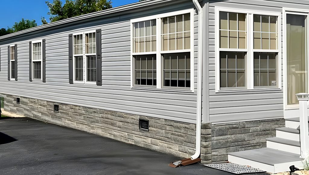 10 Mobile Home Faux Stone Skirting Ideas