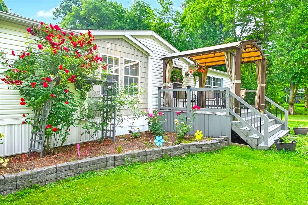 A Cozy Mobile Home Porch That Blends Rustic Charm with Modern Comfort