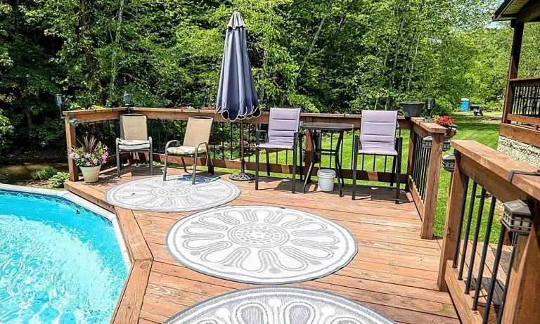 7 Steps to Upgrade Your Mobile Home's Exterior Curb Appeal!