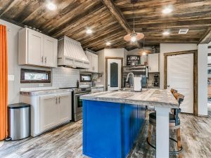 Double Wide Kitchen: Modern Farmhouse Style Ideas