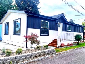 25 Modern Mobile Home Exterior Ideas to Enhance Curb Appeal