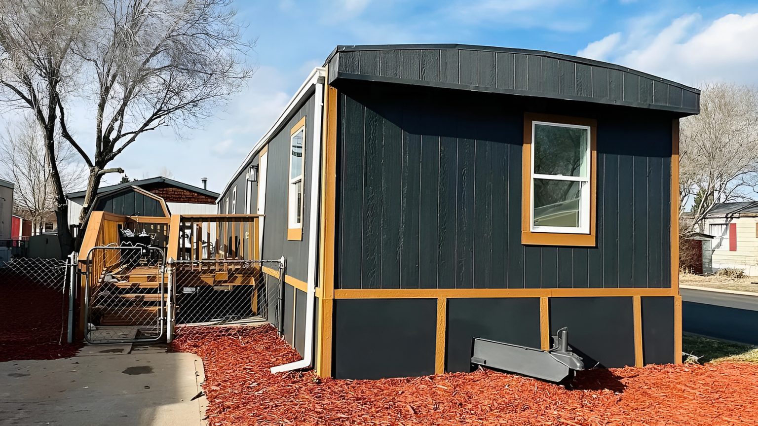 25 Modern Mobile Home Exterior Ideas to Enhance Curb Appeal