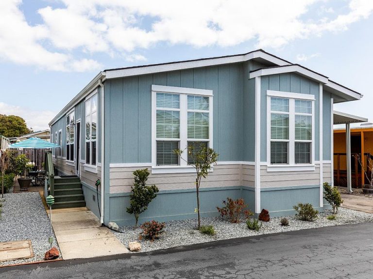 10 Tips for Selecting Double Wide Mobile Home Exterior Color Schemes