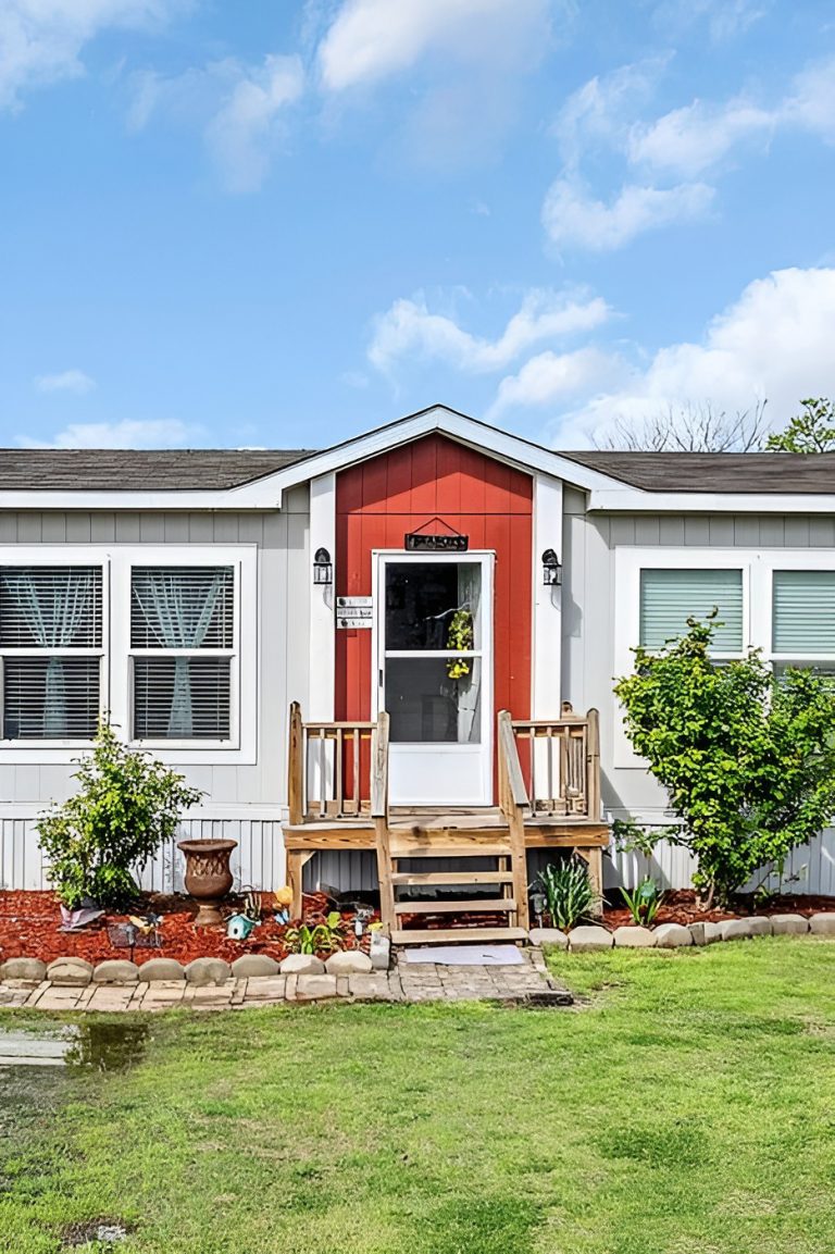21 Stunning Mobile Home Front Door Ideas