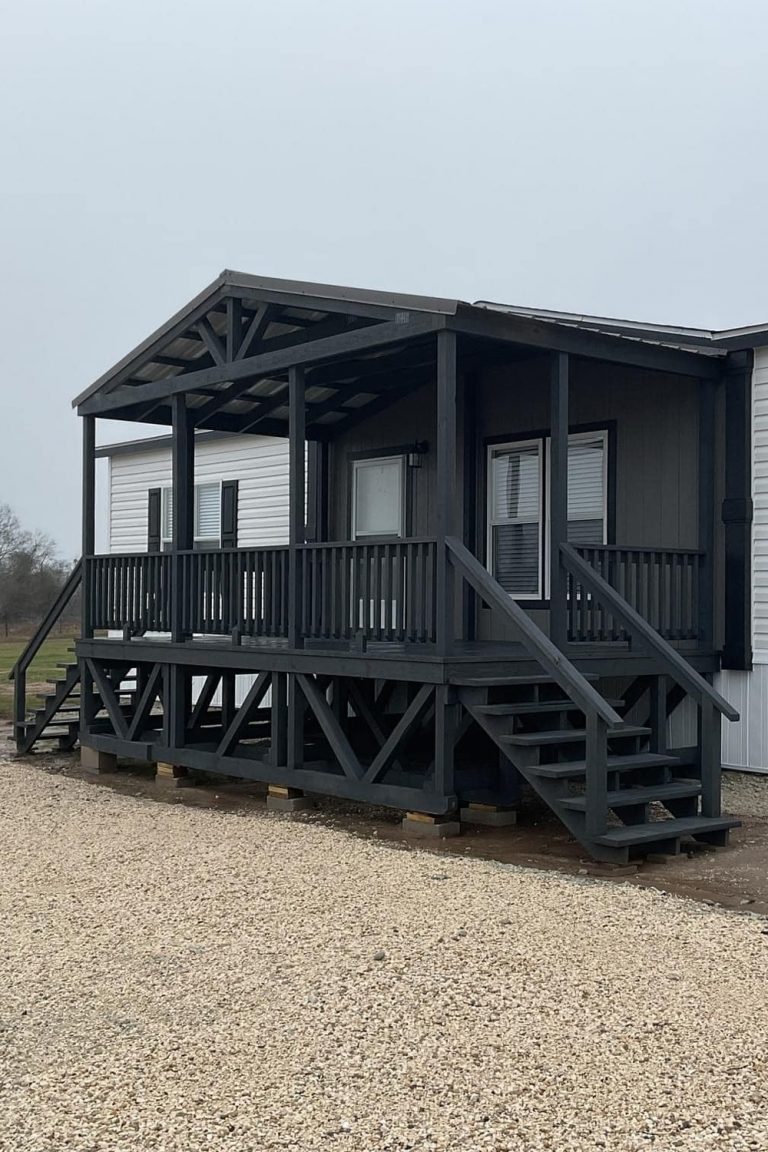 30 Mobile Home Porch Ideas That Instantly Boost Curb Appeal