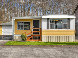 25 Mobile Home Outdoor Ideas That Boost Charm in a Big Way