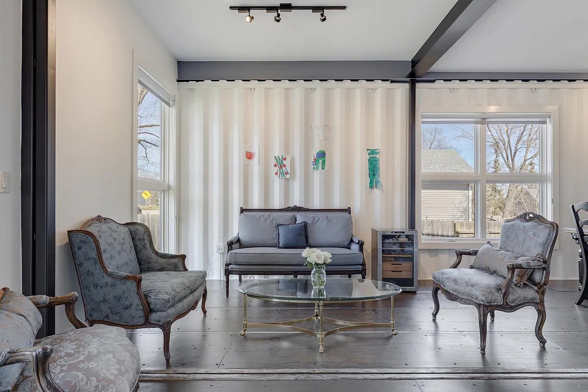 Modern Container Home: Bold Exteriors & Cozy Interiors